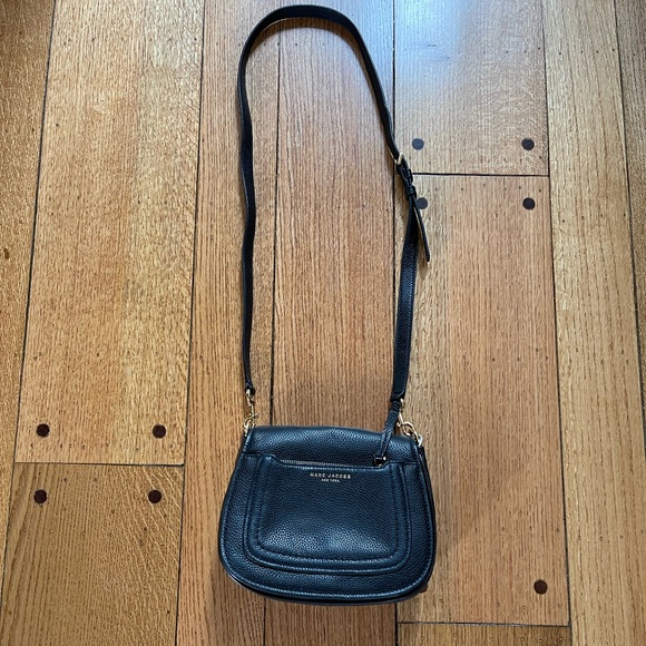 Marc Jacobs | Bags | Marc Jacobs Empire City Mini Messenger Leather ...